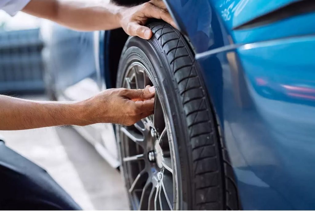 5 Jenis Ban Mobil yang Banyak Digunakan